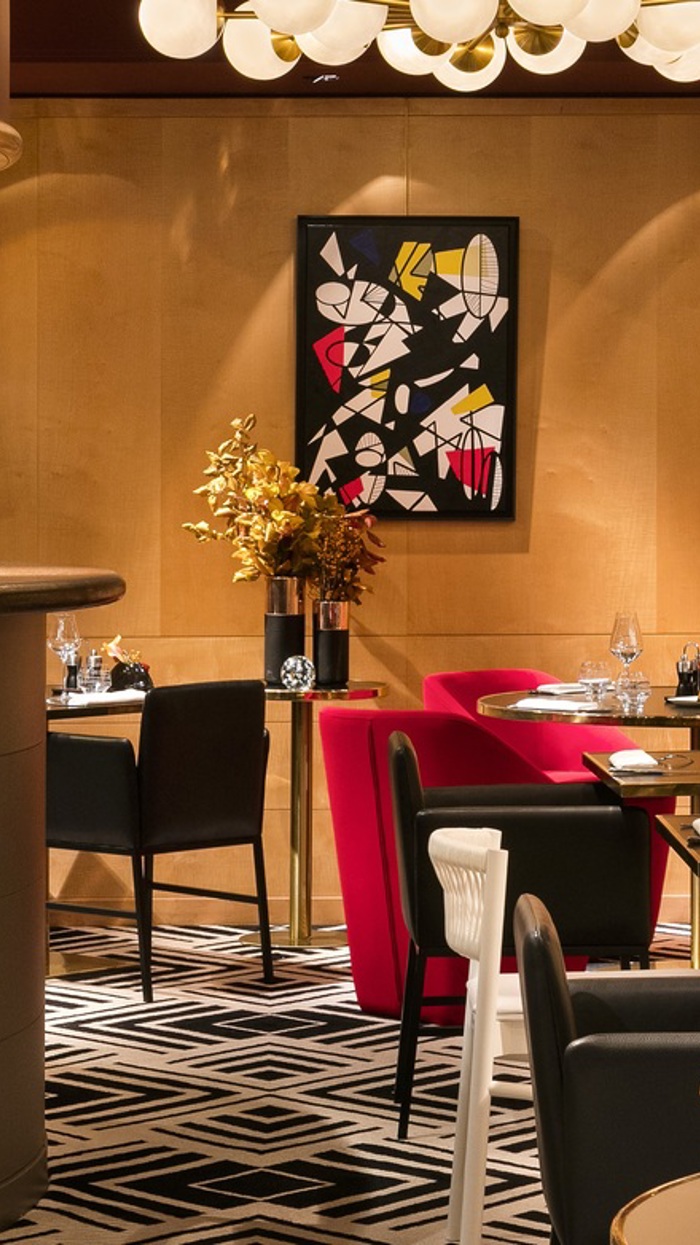 Official Gift Vouchers for Warwick Paris | Hotel near Champs-Elysées